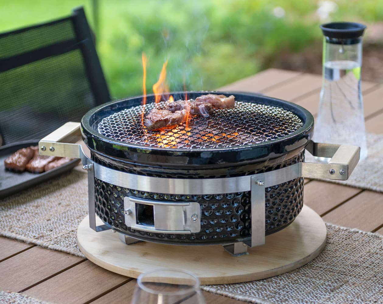Hibachi charcoal grill - Mustang Grill